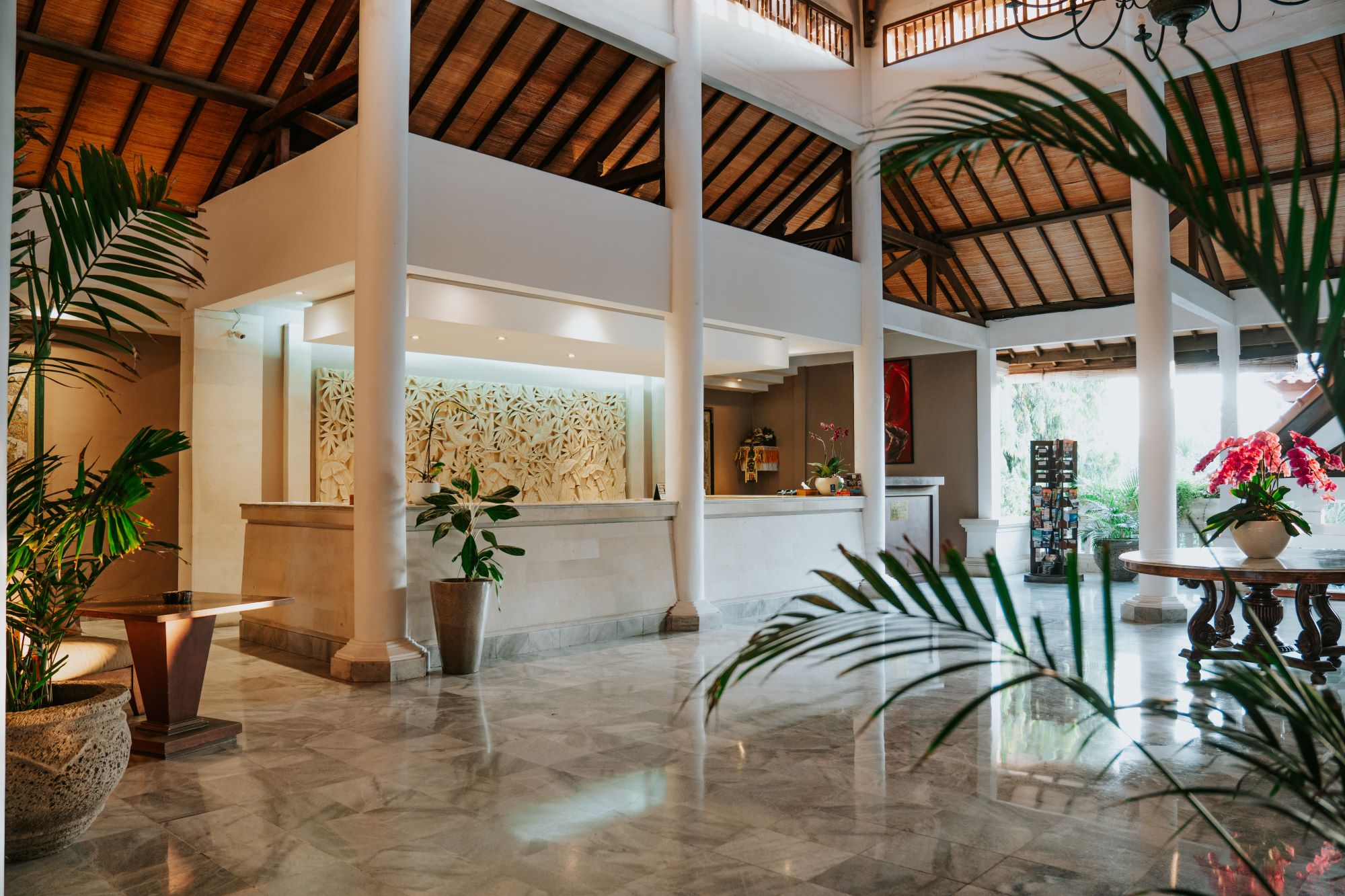 Home | Puri Raja Hotel