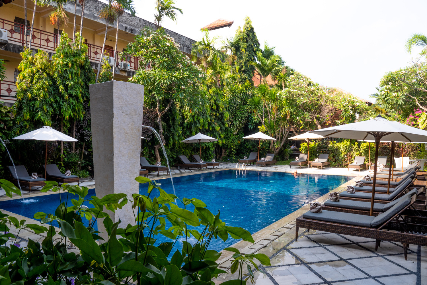 Home | Puri Raja Hotel